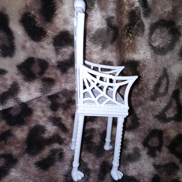 monster high | Toys | Monster High Freaky Fusion Catacombs Chair | Poshmark